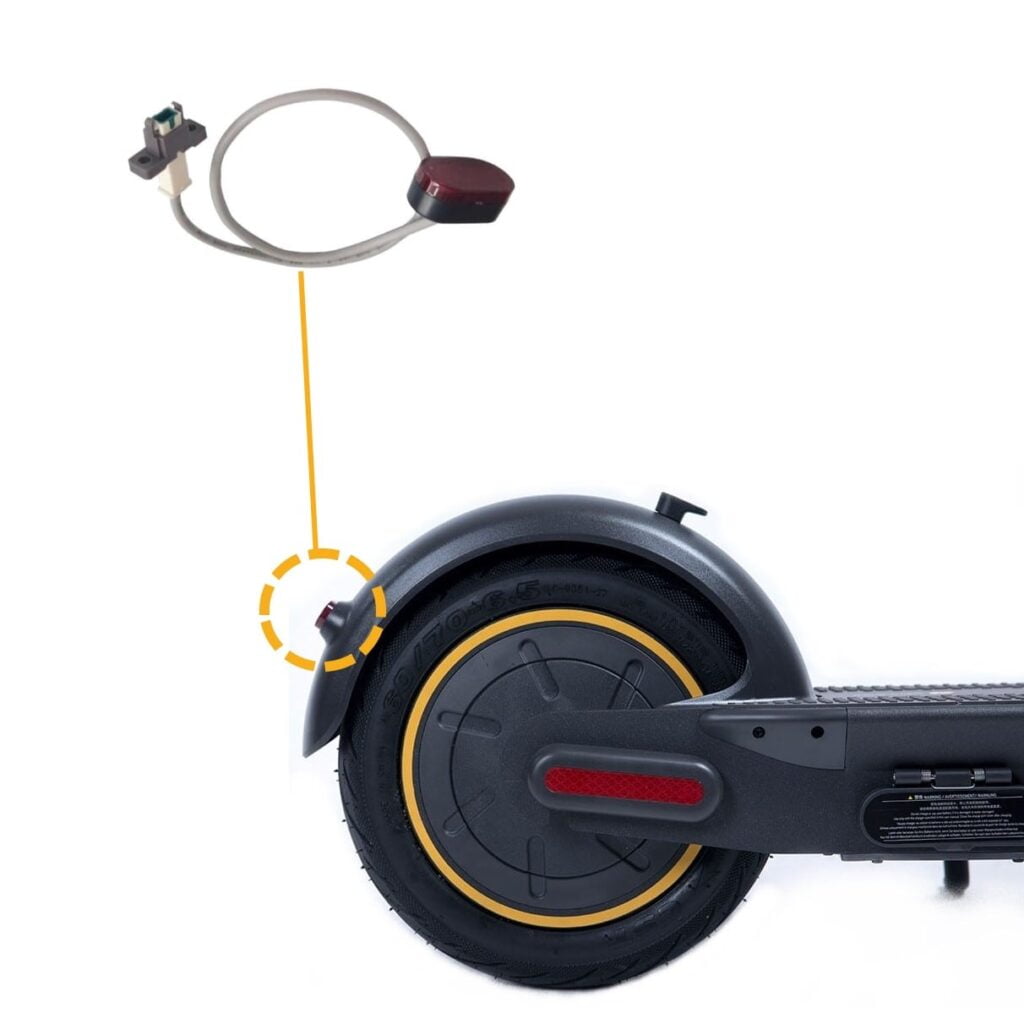 Ninebot Max G30 Tail Light - noPedals.eu